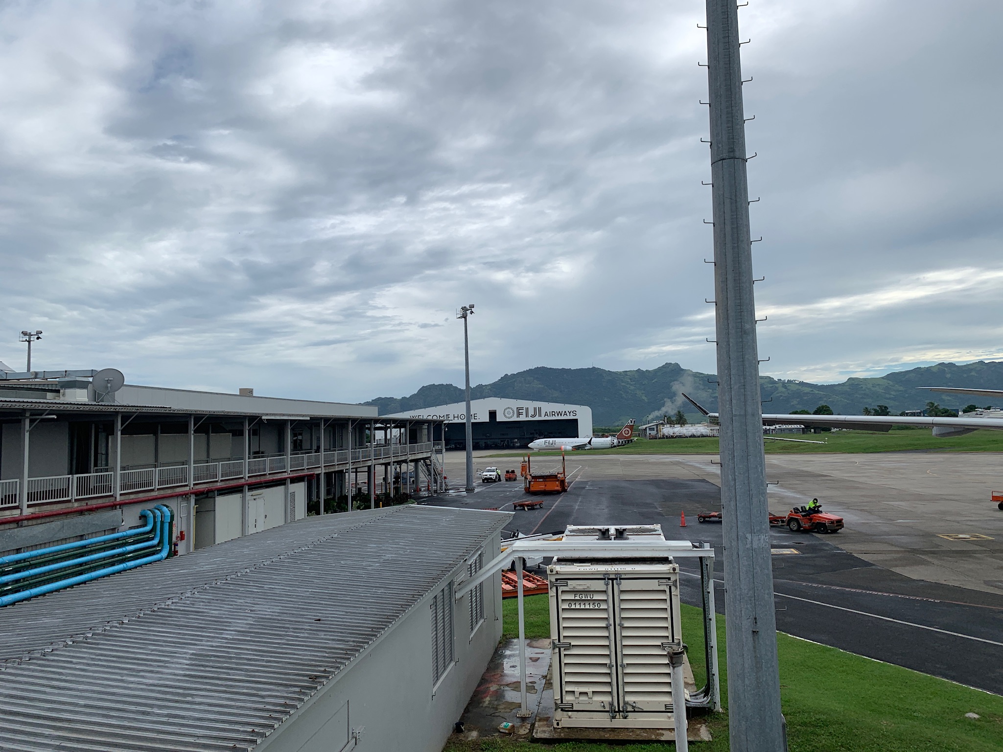 フィジーエアウェイズA330ビジネスクラス搭乗記（成田⇒ナディ）!!機内食、アメニティなどを徹底紹介